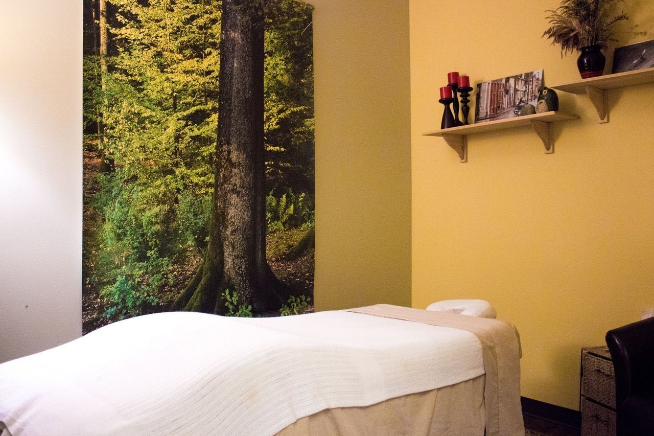 Meixiang Jin Massage Therapist Winnipeg Lumino Health